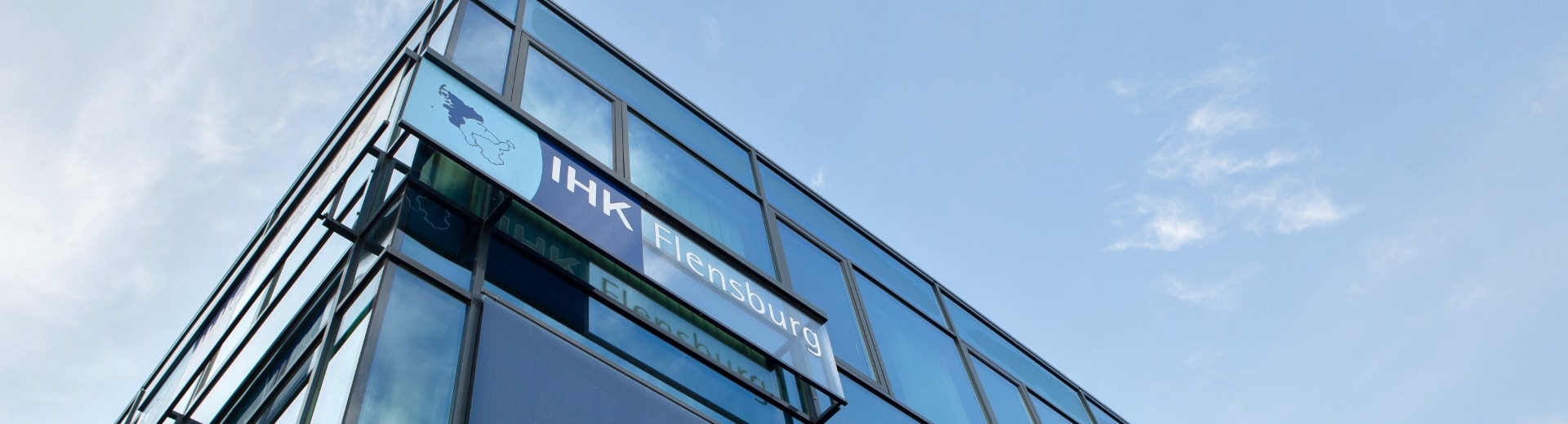 Neu bei der IHK Flensburg? Wir helfen bei Fragen.